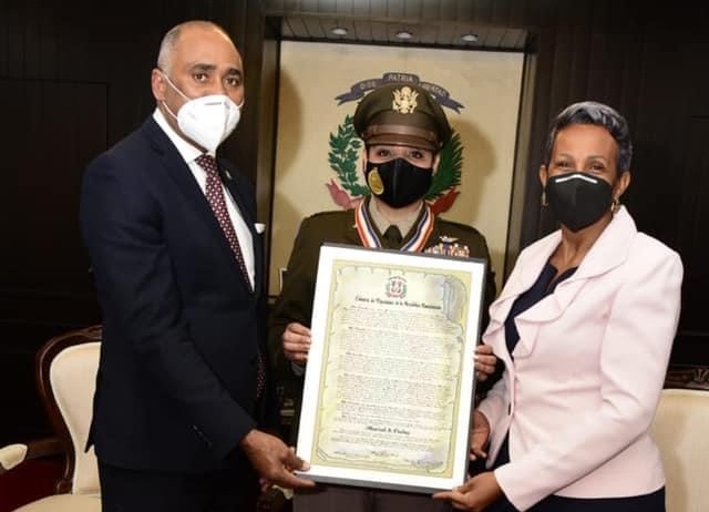 BANÍ | Cámara de Diputados reconoció a teniente coronel Marisol Chalas ...